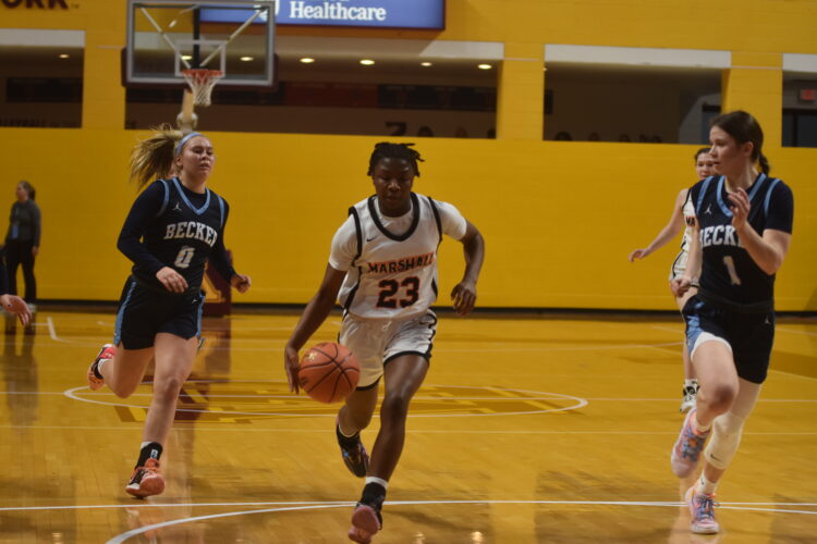 Tigers fall to Becker | News, Sports, Jobs - Marshall Independent